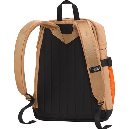 The North Face Small Mountain 18L Daypack - Accessories