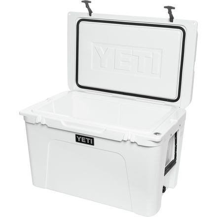 YETI Tundra 105 Cooler - Hike & Camp
